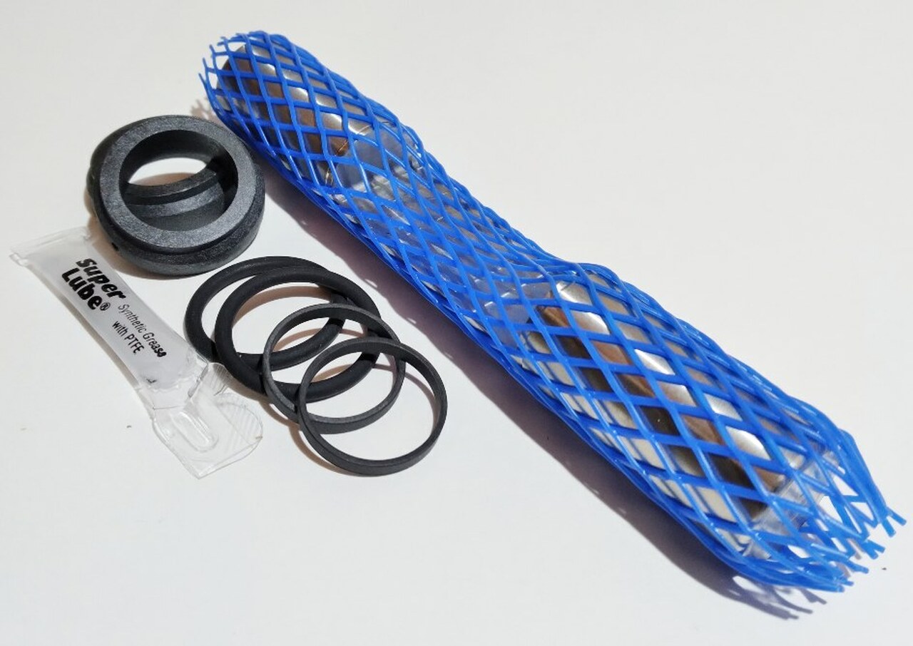 Pumptec 10021 Plunger Kit for 212T Pump | Florida Sprayers